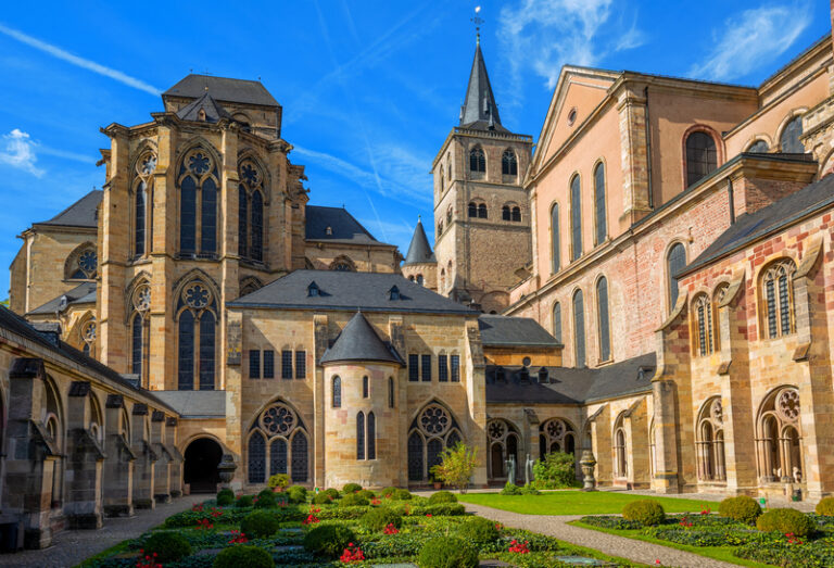 Castles and Wine: 1 Week Itinerary in the Rhine Valley - Travel Made Simple